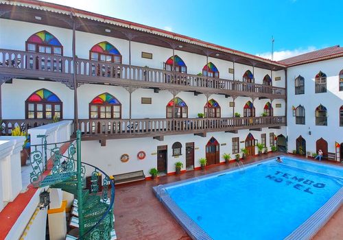 Tembo House Hotel | Rates & Prices | Safari Travel Plus